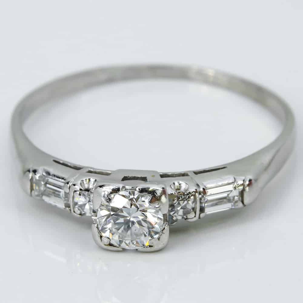 .900 Platinum Diamond Ring - A&V Pawn